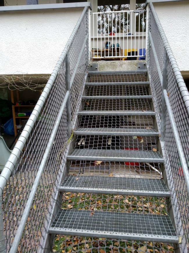 Sicherheitsnetz für Treppen/Treppenhäuser per m² | Schutznetze24